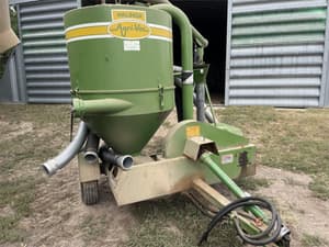 SOLD - Lot # 51 - WALINGA AGRI-VAC 510 Harvesting | Tractor Zoom