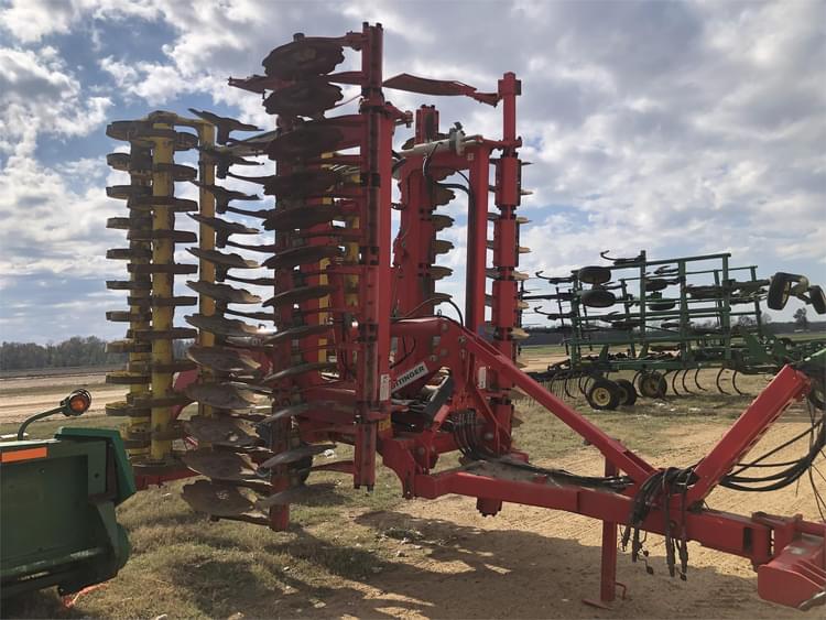 Pottinger Terradisc 6001T Tillage Disks for Sale | Tractor Zoom