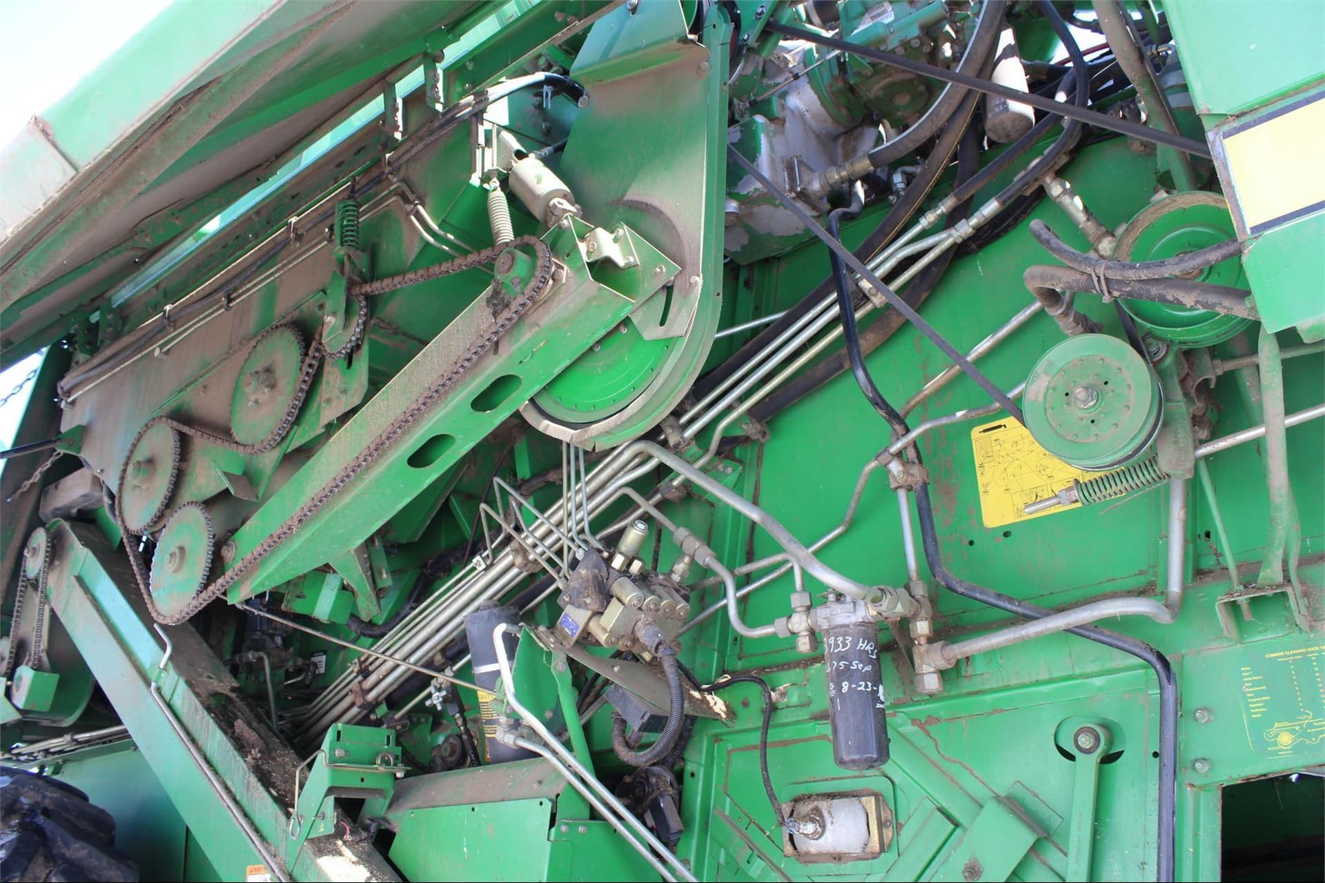 1997 John Deere 9600 Combines Class 6 for Sale | Tractor Zoom