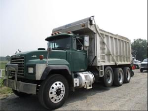 SOLD - Lot # 627a - 1995 MACK RD688S Lot No. 225029265 Other Equipment ...