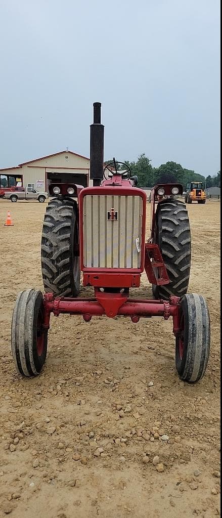 SOLD - International Harvester 706 Tractors 40 to 99 HP | Tractor Zoom