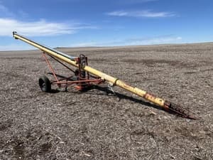 SOLD - Westfield WR70-31 Lot No. 234238291 Harvesting with --- Ft ...