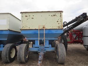 SOLD - DMI 400 Lot No. 232798151 Harvesting with 400 Bu | Tractor Zoom
