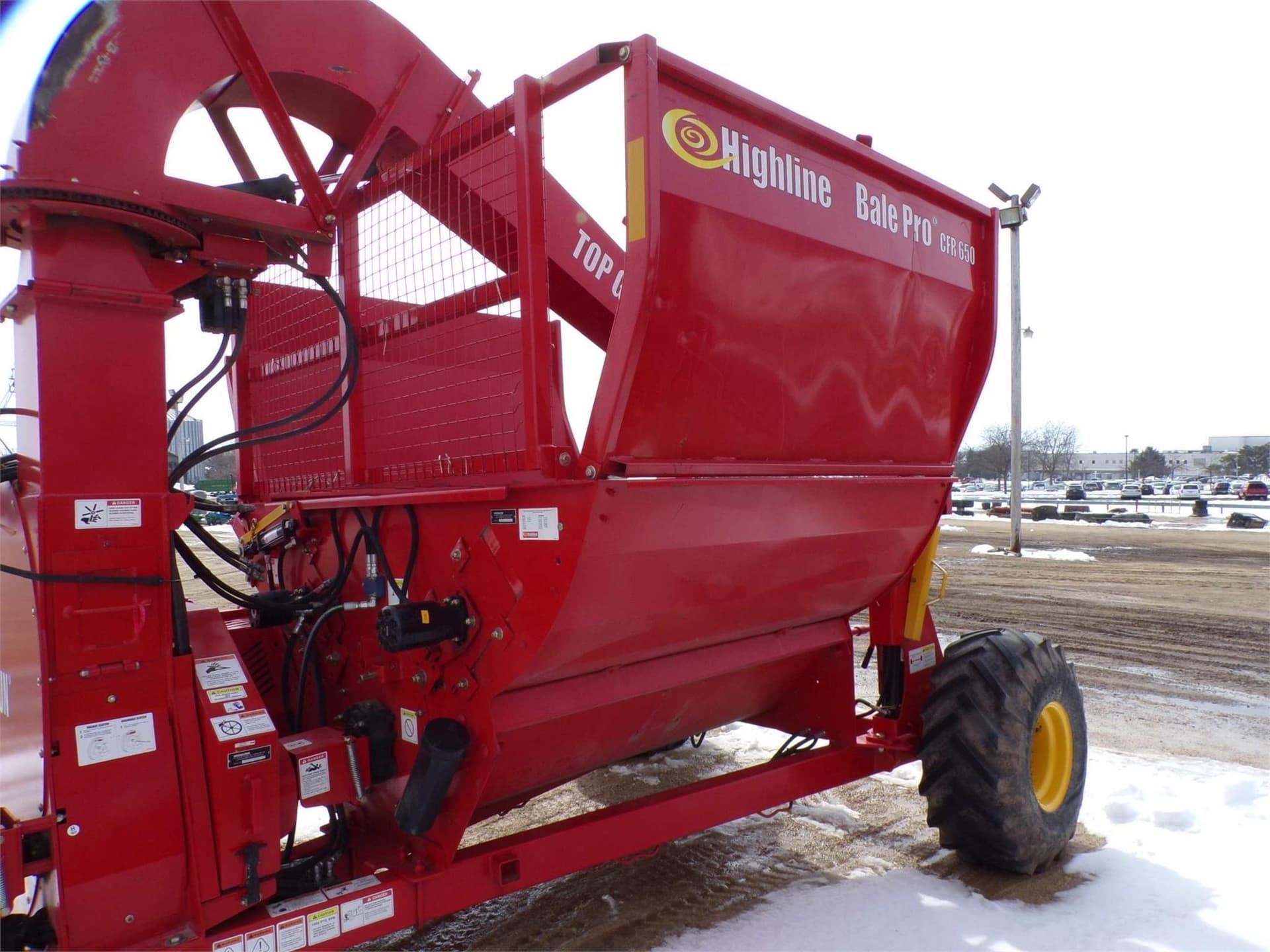 Highline CFR650 Hay and Forage Bale Processors for Sale | Tractor Zoom