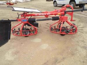 SOLD - Lot # 8056 - KUHN HAYBOB 360 Hay and Forage | Tractor Zoom