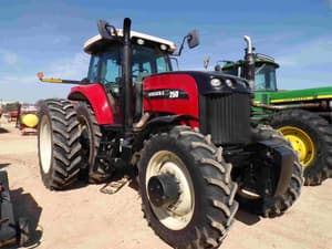 SOLD - Lot # 8216 - 2012 VERSATILE 250 Tractors with 250 HP | Tractor Zoom