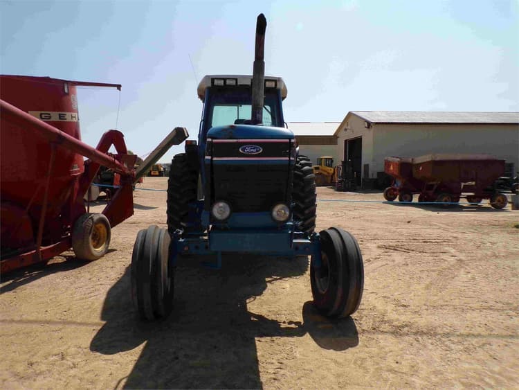 Ford 8730 Tractors 100 to 174 HP for Sale | Tractor Zoom