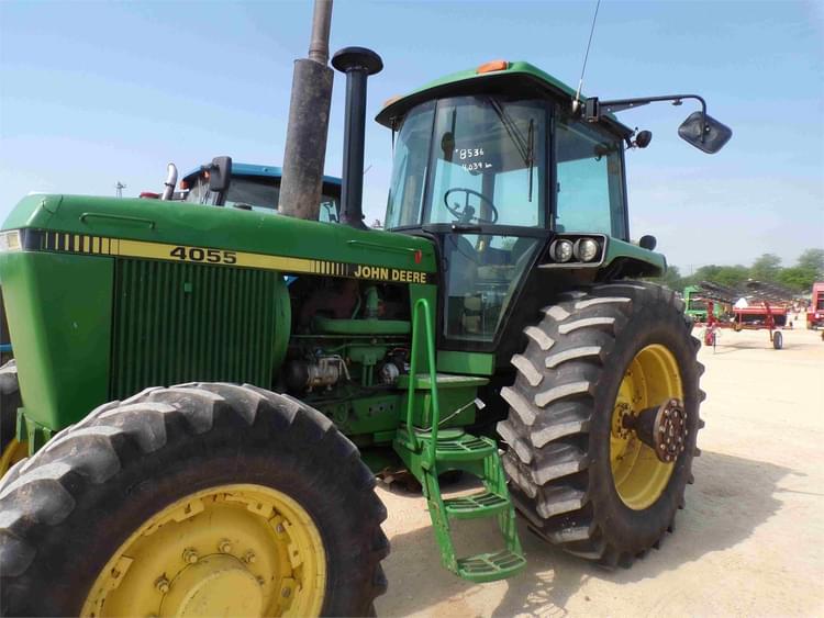 John Deere 4055 Tractors 100 to 174 HP for Sale | Tractor Zoom