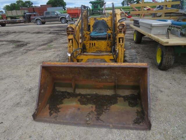 Case 1737 Construction Skid Steers for Sale | Tractor Zoom