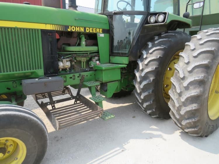 John Deere 4555 Tractors 100 to 174 HP for Sale | Tractor Zoom