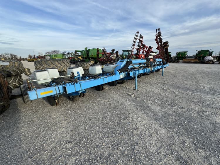 Monosem NG Plus 3 Planting Planters for Sale | Tractor Zoom