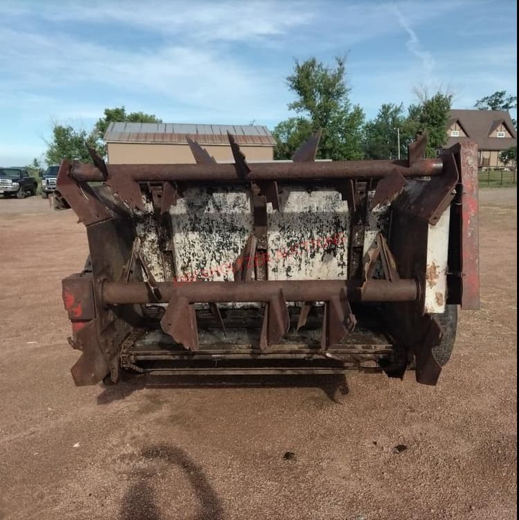 New Idea 3743 Manure Handling Manure Spreaders - Dry for Sale | Tractor Zoom