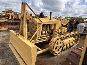 SOLD - Cletrac E Lot No. 233497135 Construction with --- Hrs | Tractor Zoom