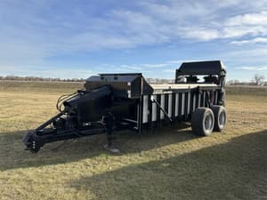 SOLD - BAKKO 5810V Lot No. 228979885 Manure Handling | Tractor Zoom