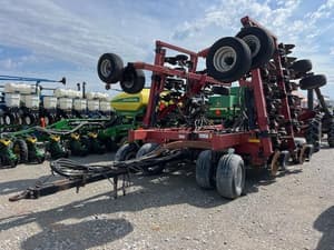 SOLD - Case IH SDX30 Lot No. 233649539 Planting with 30 ft | Tractor Zoom