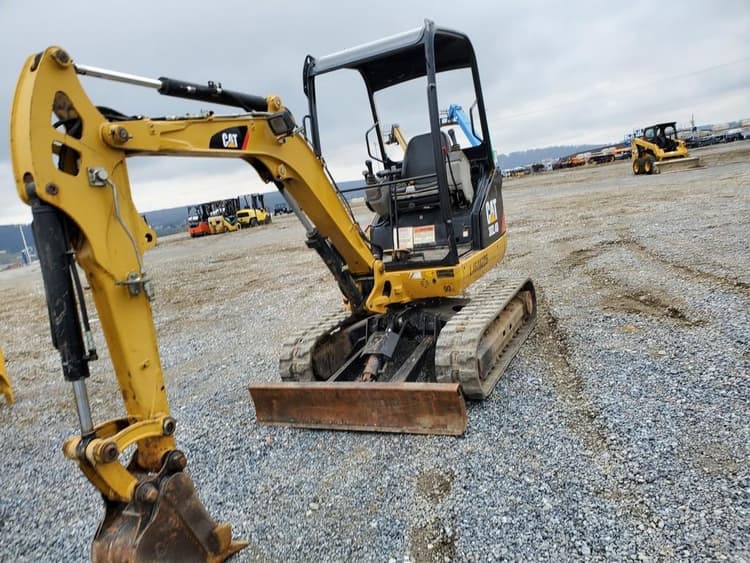 Caterpillar 302.4D Construction Compact Excavators for Sale | Tractor Zoom