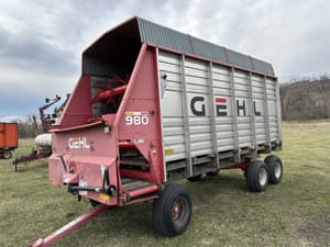 SOLD - Gehl 980 Lot No. 232736661 Harvesting | Tractor Zoom