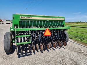SOLD - Great Plains Solid Stand 10 Lot No. 224713261 Planting with 10 ...