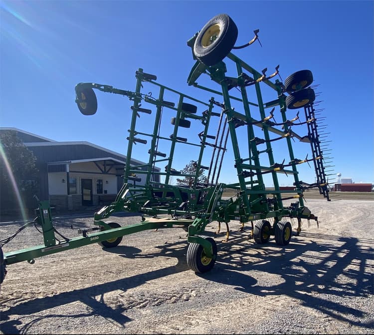 John Deere 2430 Tillage Chisel Plows for Sale | Tractor Zoom