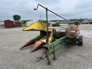 SOLD - John Deere 38 Harvesting | Tractor Zoom