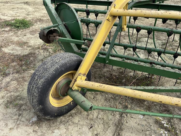 John Deere 640 Hay and Forage Hay - Rakes/Tedders for Sale | Tractor Zoom