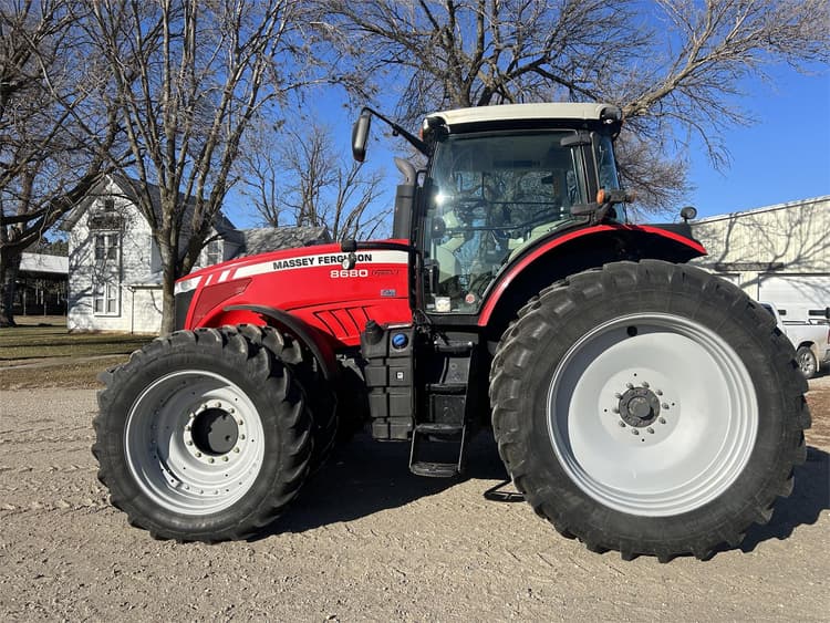 2011 Massey Ferguson 8680 Tractors 300 to 424 HP for Sale | Tractor Zoom