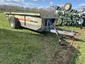 SOLD - New Idea 3626 Lot No. 232951891 Manure Handling | Tractor Zoom