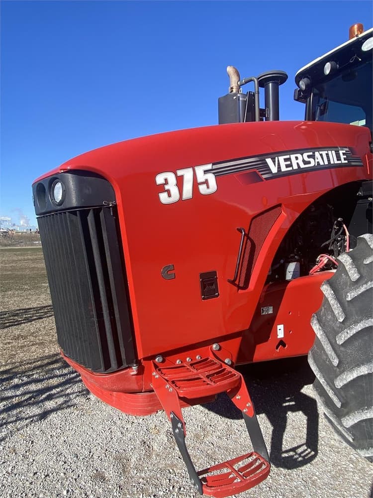 Versatile 375 Tractors 300 to 424 HP for Sale | Tractor Zoom