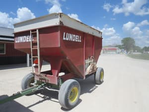 SOLD - Lundell 300 Lot No. 890 Harvesting with 300 Bu | Tractor Zoom