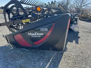 SOLD - 2021 MacDon FD135 Lot No. 612 Harvesting | Tractor Zoom