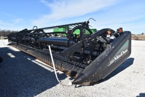 SOLD - 2009 MacDon FD70 Lot No. 182 Harvesting with 40 ft | Tractor Zoom
