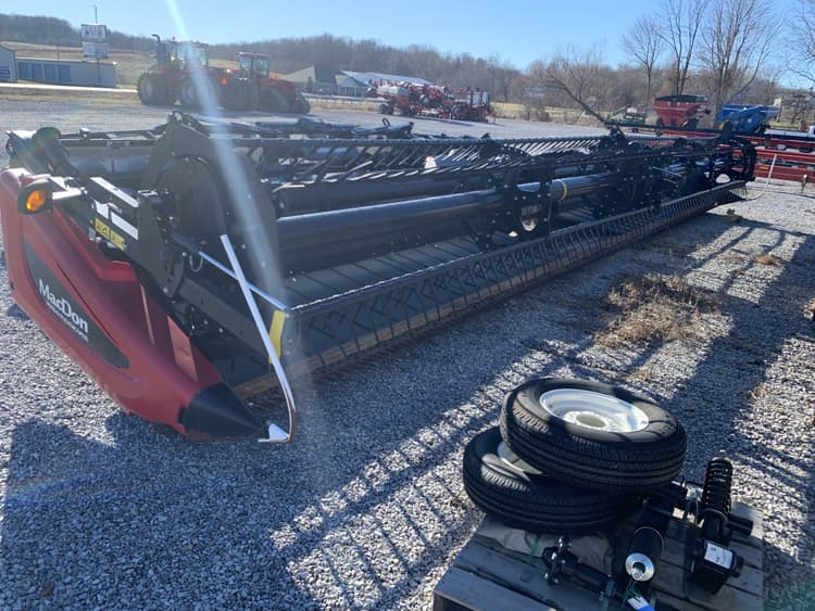 2018 MacDon FD75D Harvesting Headers - Platform for Sale | Tractor Zoom
