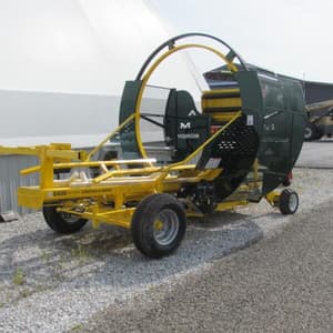 SOLD - AM Machinery Stretch-O-Matic 8400 Hay and Forage | Tractor Zoom