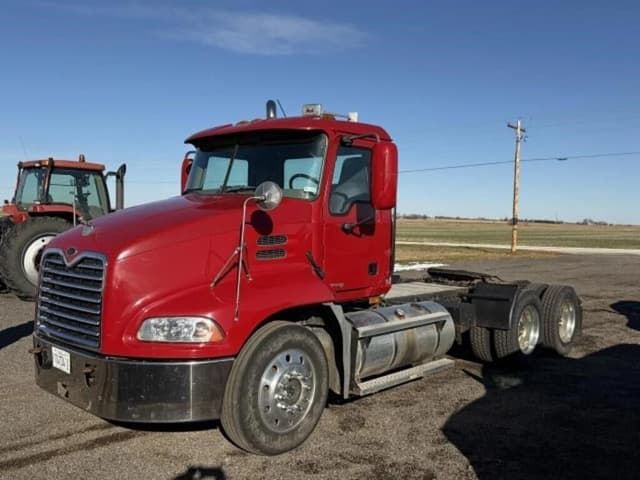 Mack CX613 Lot No. 555 Other Equipment For Sale with 579,908 mi ...