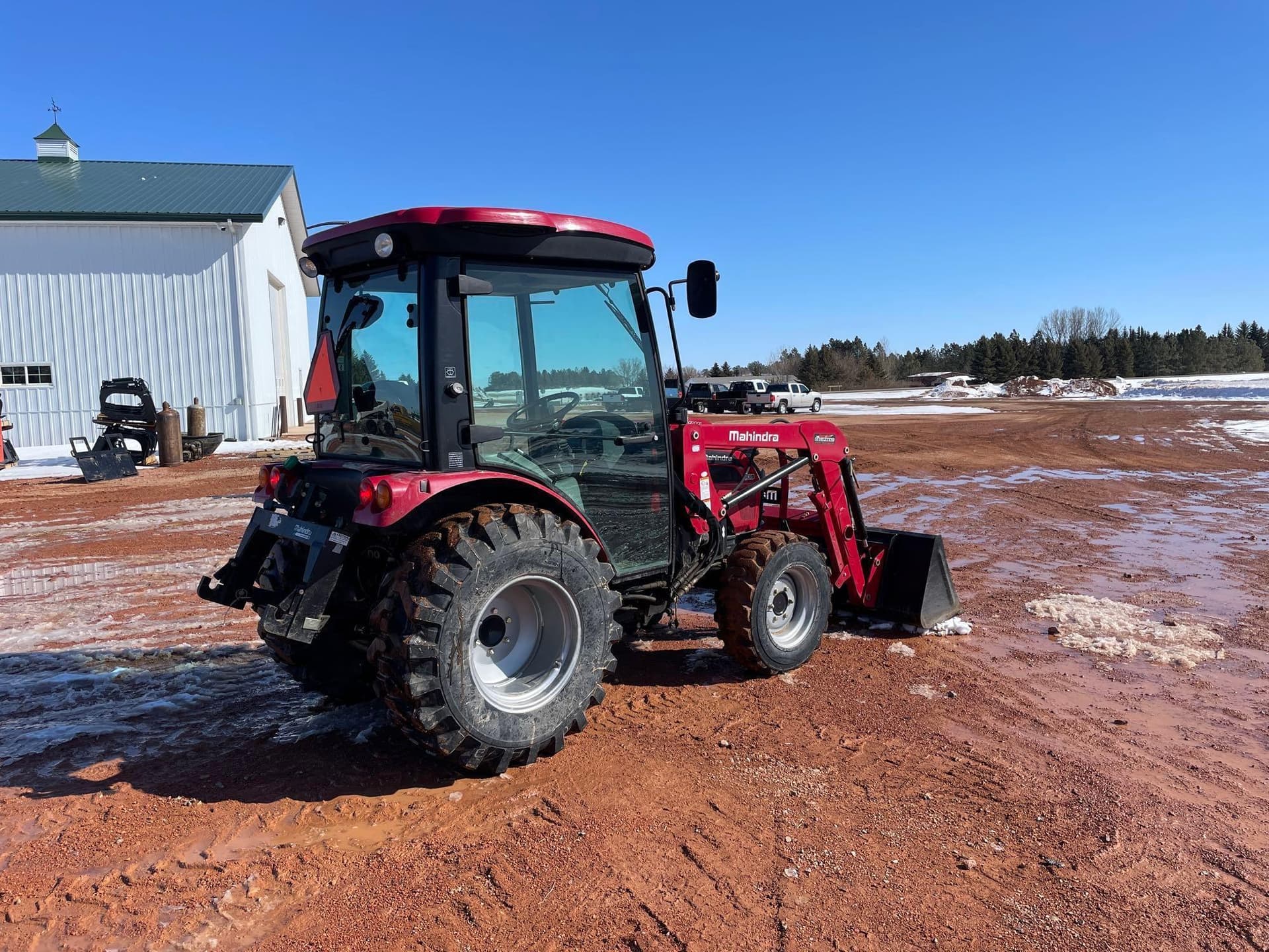 Tractor Zoom - Mahindra 2638