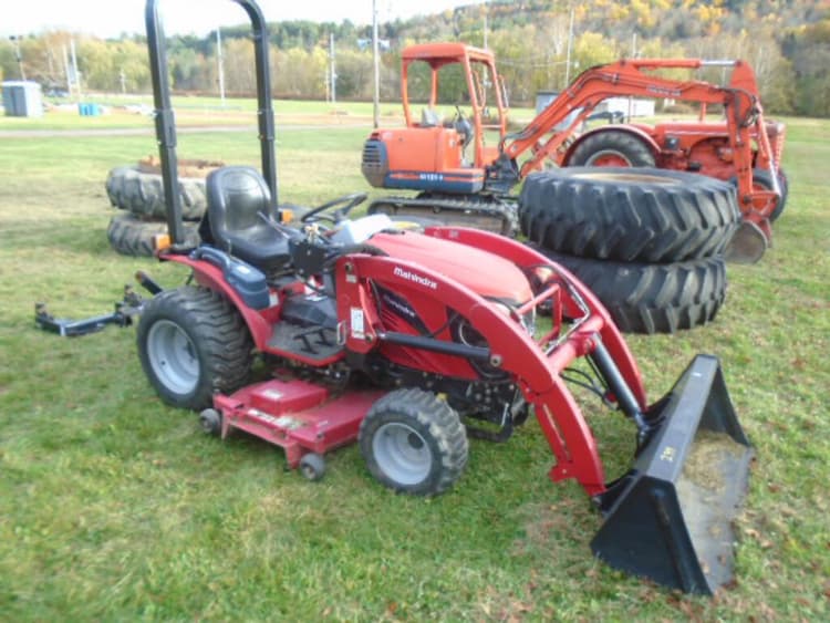 SOLD - Mahindra eMax 25 Tractors Less than 40 HP | Tractor Zoom
