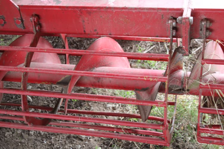 Mainero 2340 Harvesting Grain Baggers for Sale | Tractor Zoom