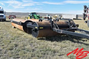SOLD - Mandako Landroller 40' 3 section Tillage with 40 ft | Tractor Zoom
