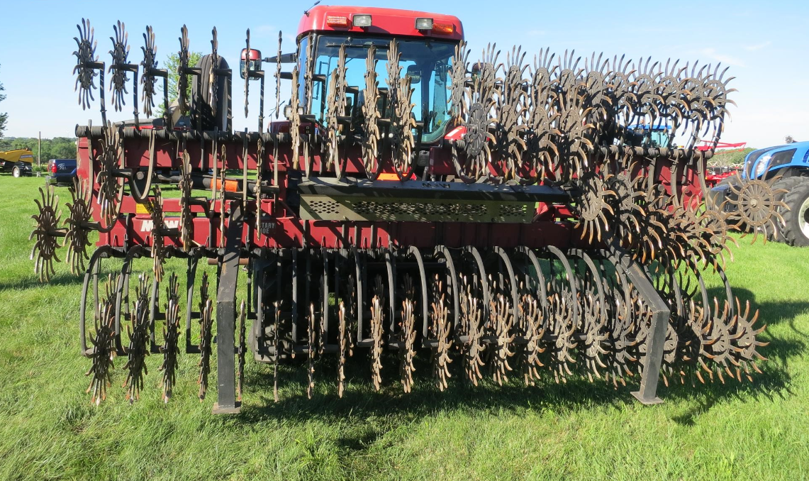 SOLD - M&W 1925 Tillage with 25 ft | Tractor Zoom