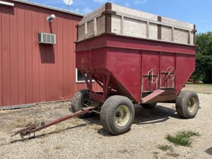 M&W Little Red Wagon Harvesting For Sale | Tractor Zoom