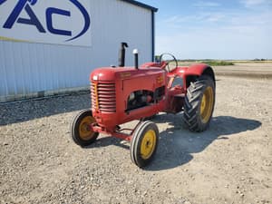 SOLD - Massey-Harris 102 Junior Lot No. 125773 Tractors with 29 HP | Tractor Zoom