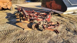 SOLD - Massey Ferguson 86 Lot No. 147 Tillage with 4 Bottoms | Tractor Zoom