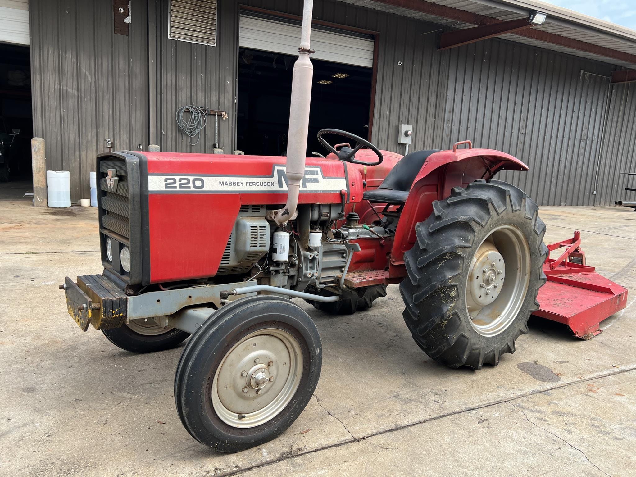 SOLD - Massey Ferguson 220 Tractors with 1,467 Hrs | Tractor Zoom