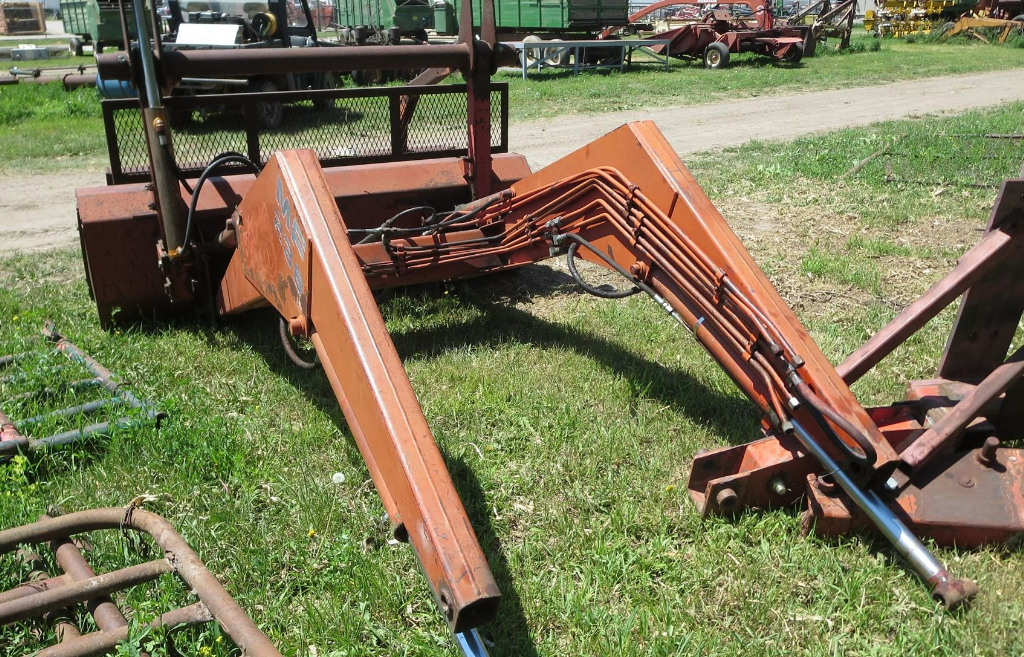 SOLD - Massey Ferguson 238 Other Equipment Loaders | Tractor Zoom