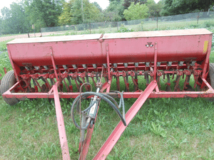 SOLD - Massey Ferguson 33 Planting with 12 ft | Tractor Zoom