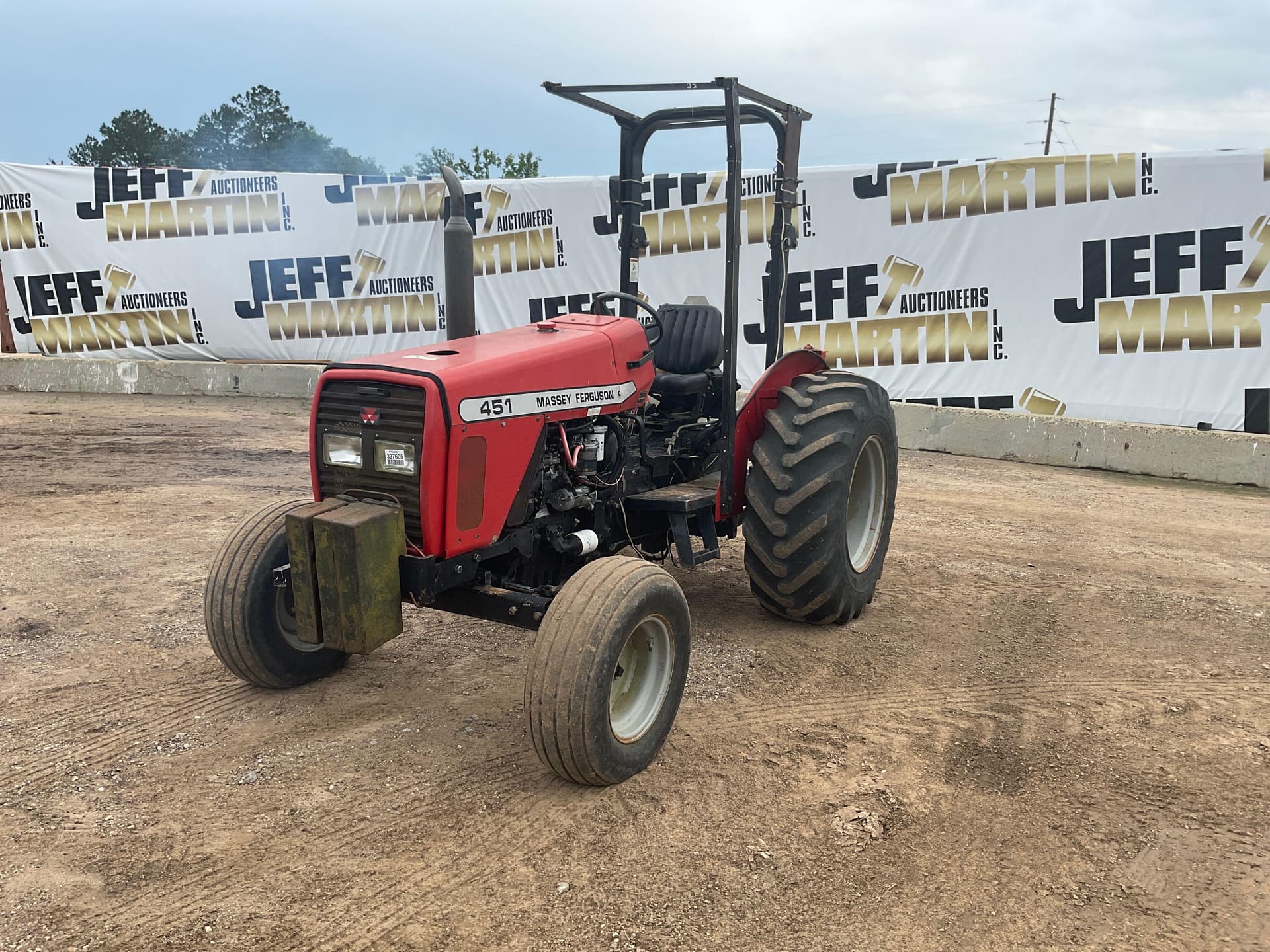 Massey Ferguson 451 Tractors 40 to 99 HP for Sale | Tractor Zoom