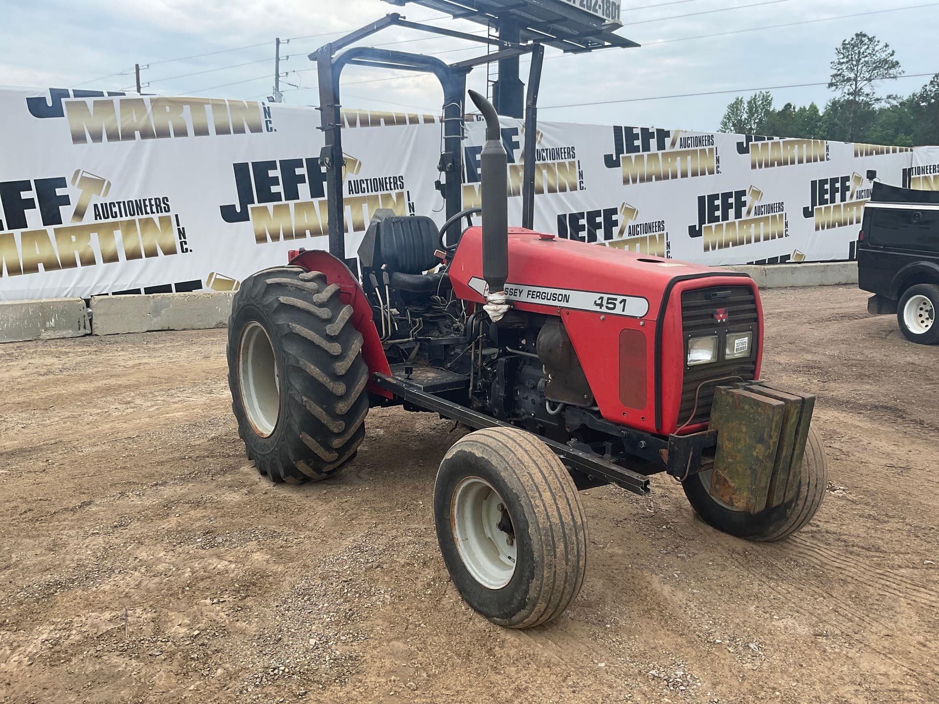 Massey Ferguson 451 Tractors 40 to 99 HP for Sale | Tractor Zoom