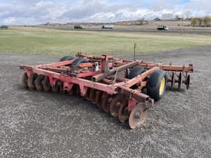 SOLD - Massey Ferguson 620 12' Tandem Disc Tillage with 12 ft | Tractor ...