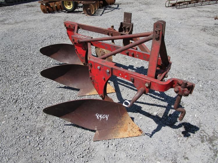 Massey Ferguson 66 Tillage Plows for Sale | Tractor Zoom