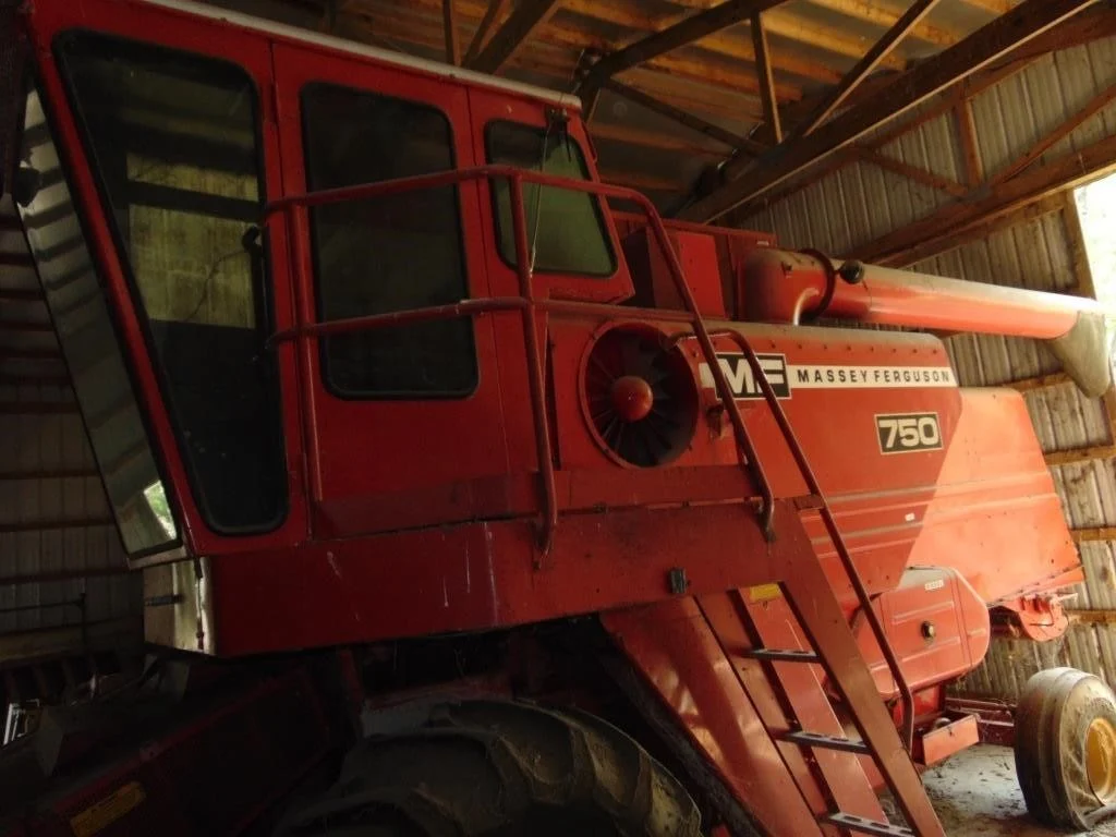 SOLD - Massey Ferguson 750 Combines with --- Hrs | Tractor Zoom